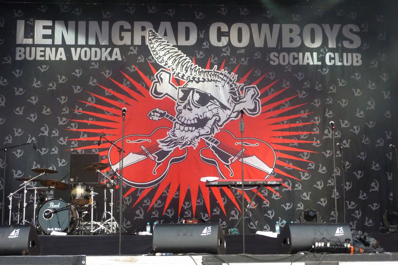 Leningrad Cowboys - Interview mit Pemo Ojala zu "Buena Vodka Social ...