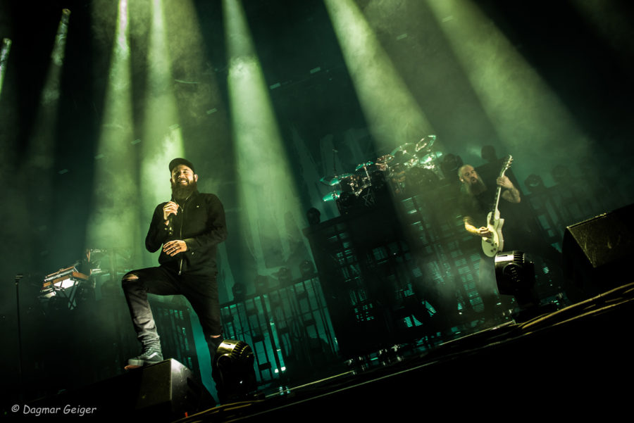 In Flames – Tour 2022: Edel Optics Arena, Hamburg • metal.de