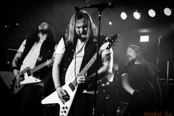 Screamer - Kingmaker Review • metal.de