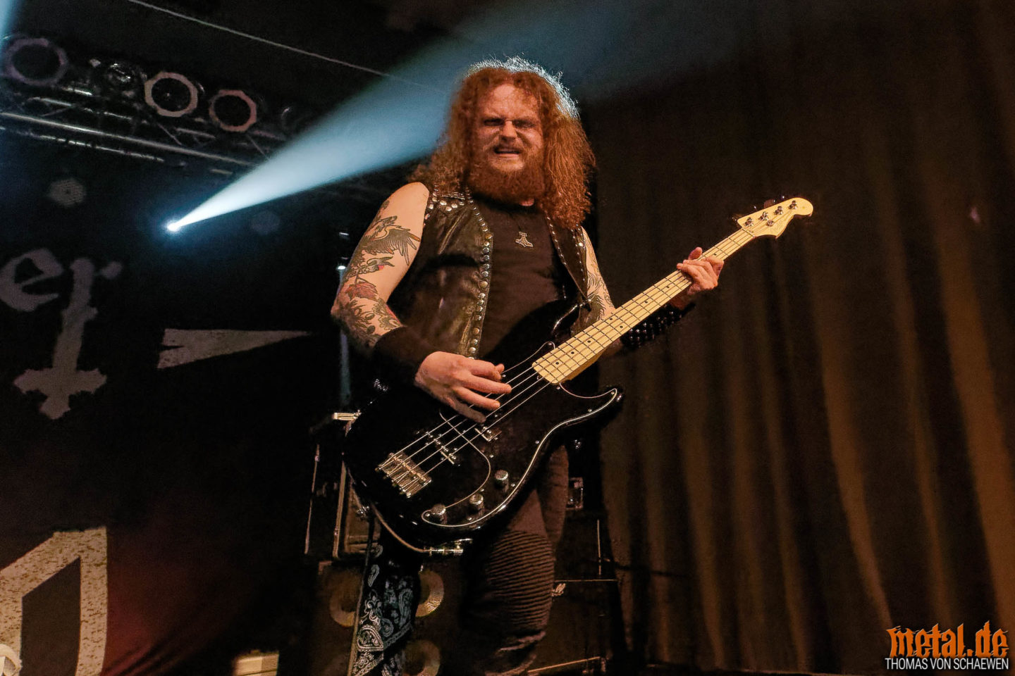 Bewitcher - Cursed Be Thy Kingdom Review • metal.de