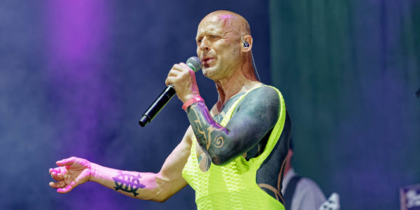 Knorkator - Neues Video zu "Rette sich wer kann" • metal.de