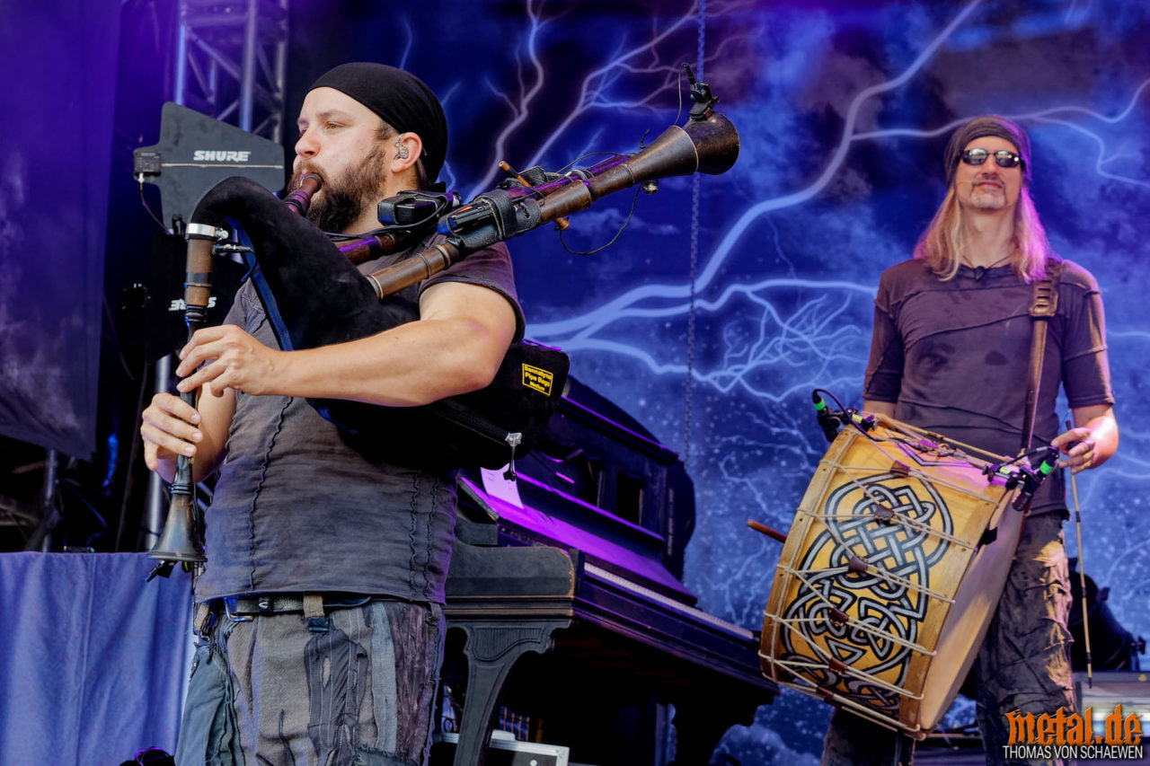 Saltatio Mortis sind "Für Immer Frei" - die Review auf metal.de