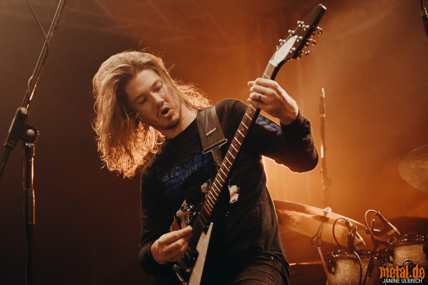 ASTRONOID - Radiant Bloom Review auf metal.de