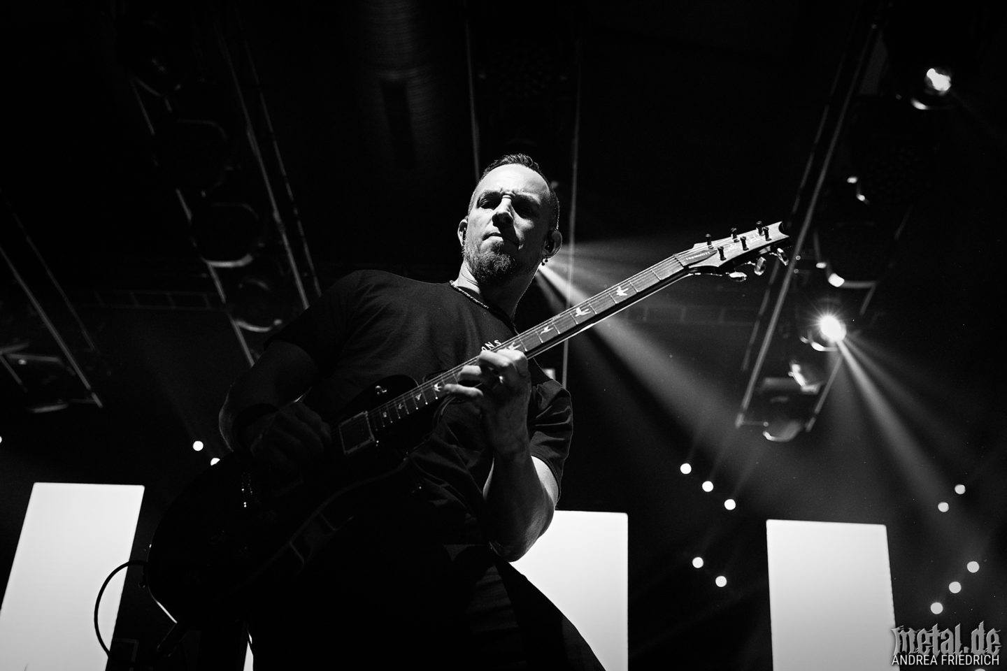 Alter Bridge - Live At The O2 Arena + Rarities Review • metal.de