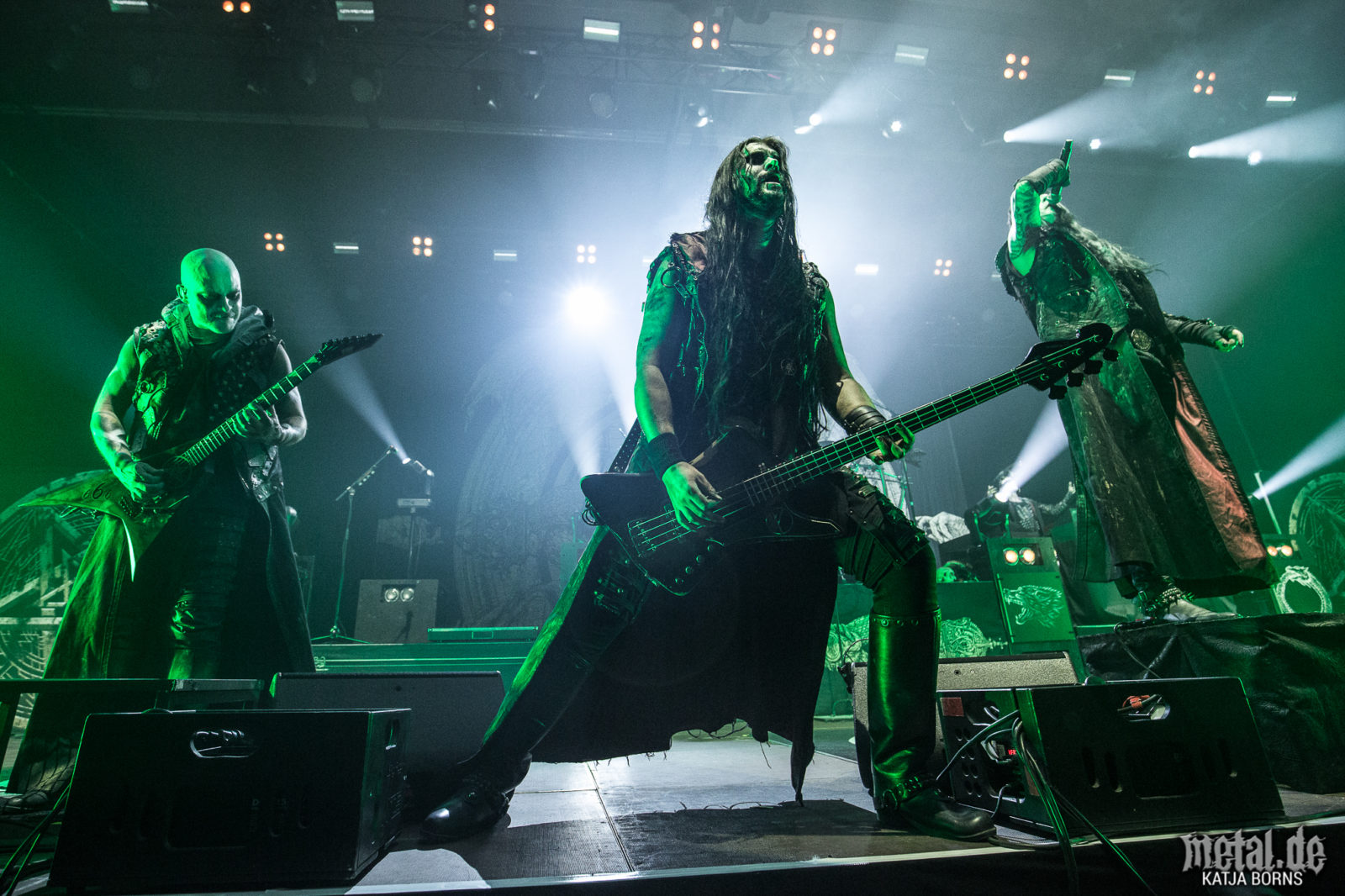 Dimmu Borgir - Stormblåst 2005 Review • metal.de