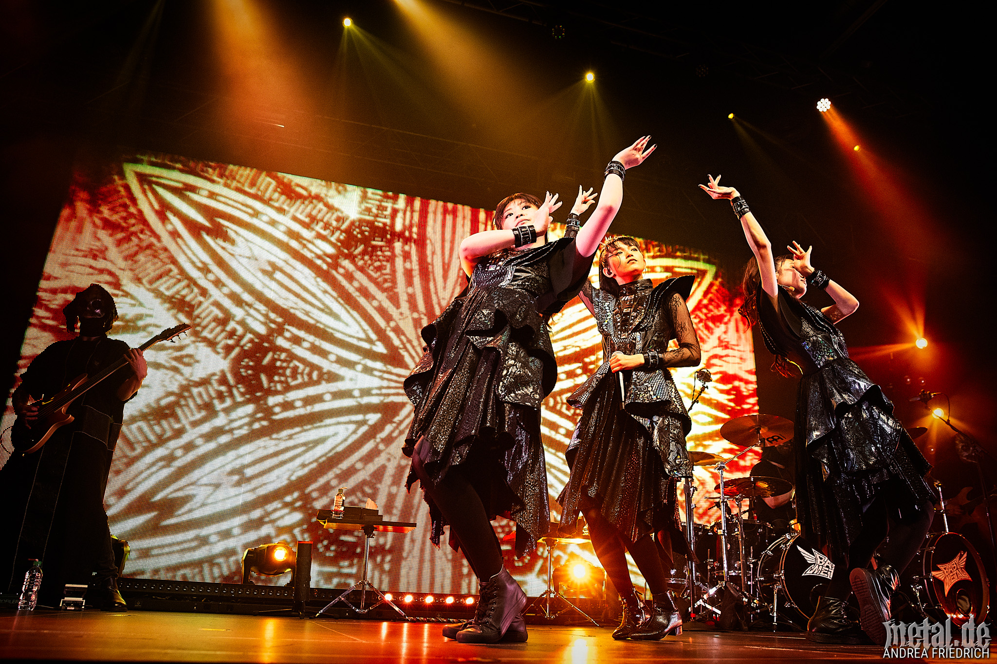 metal.de: Babymetal - Metal Galaxy World Tour 2020 in Berlin : r/BABYMETAL