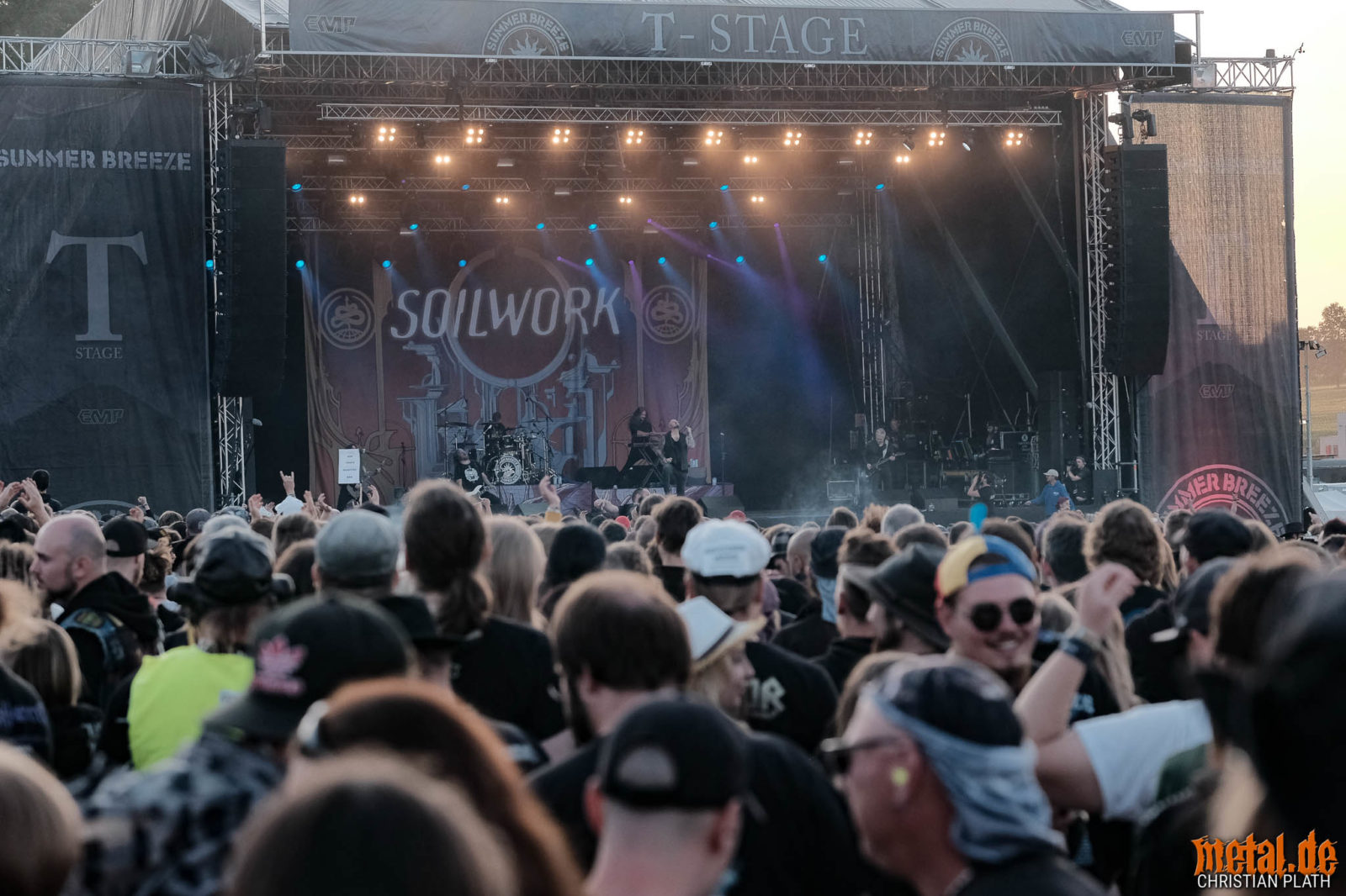 Soilwork - Stabbing The Drama Review • metal.de