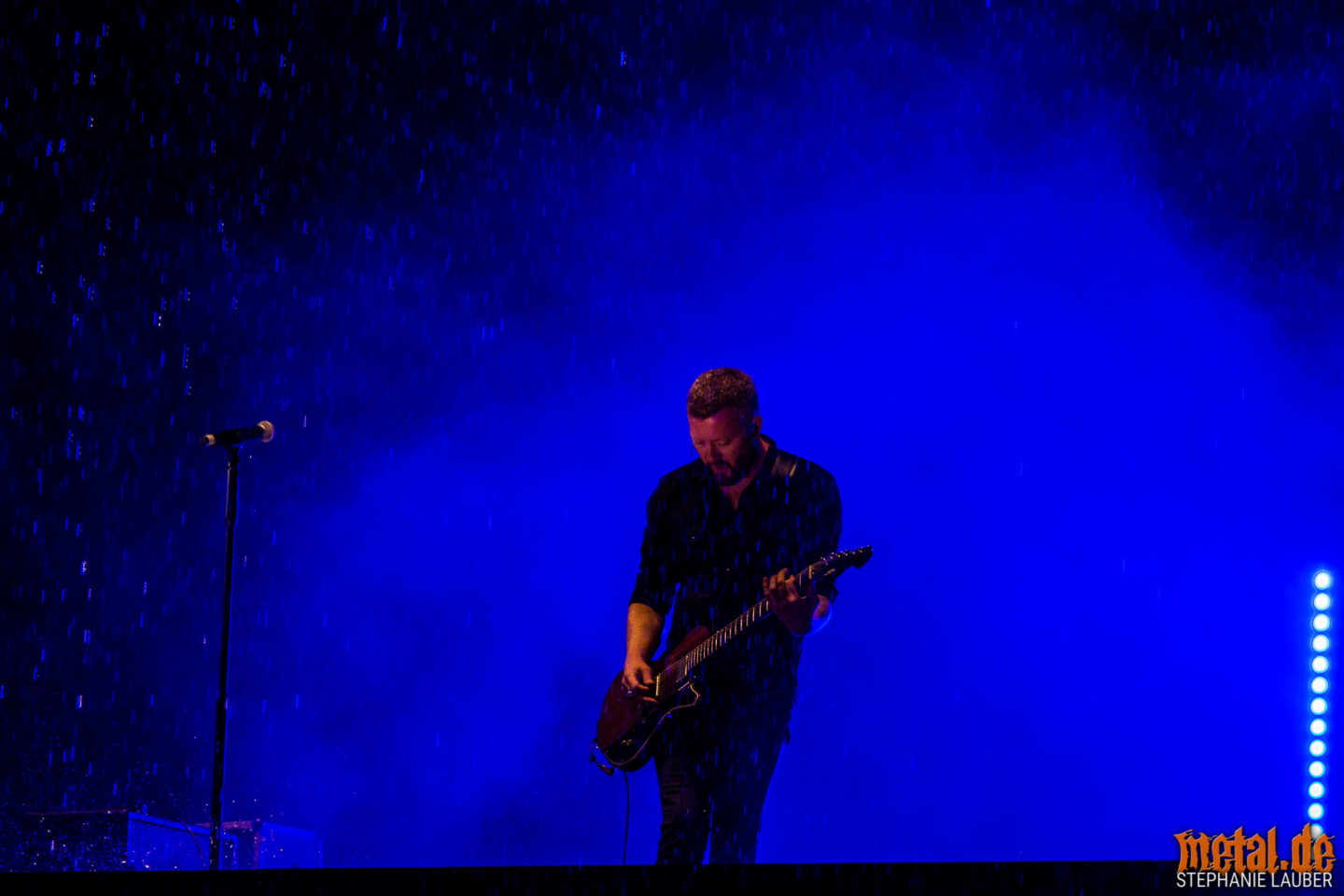 Long Distance Calling - Avoid The Light Review • metal.de