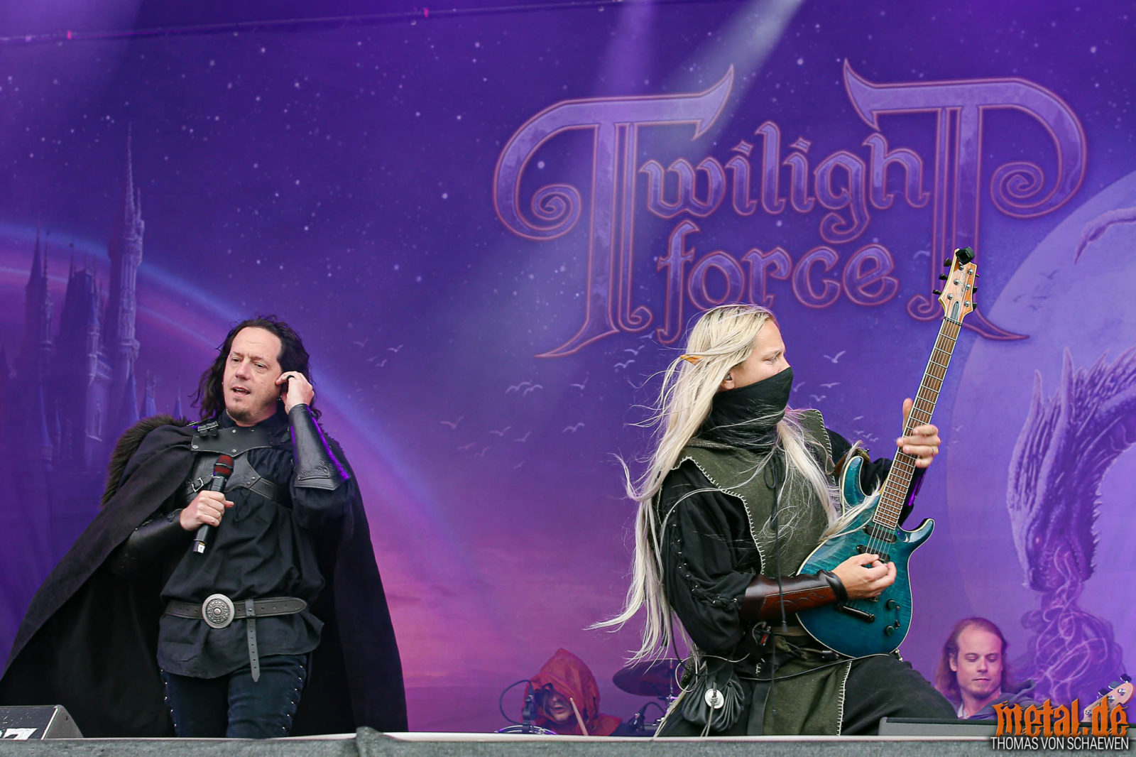 Twilight Force - At The Heart Of Wintervale Review • metal.de