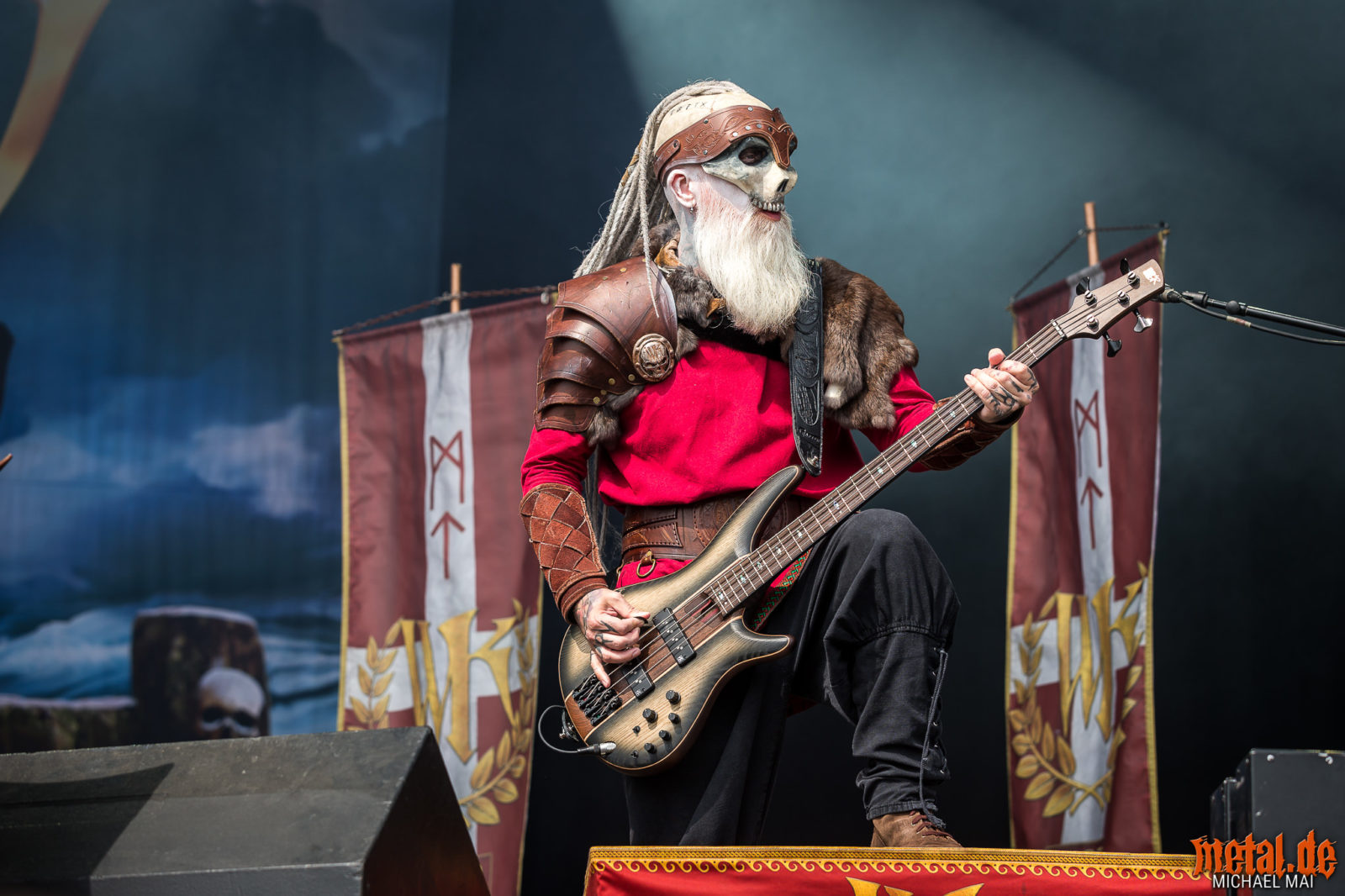 Warkings - For King And Crown Tour 2024 • metal.de