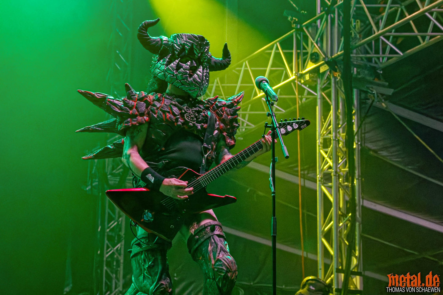 GWAR - Bloody Pit Of Horror Review • metal.de