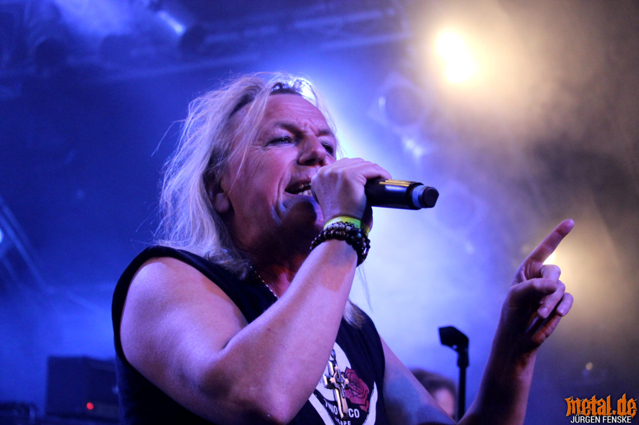 Ronnie Atkins - Trinity • die Review zum neuen Album auf metal.de