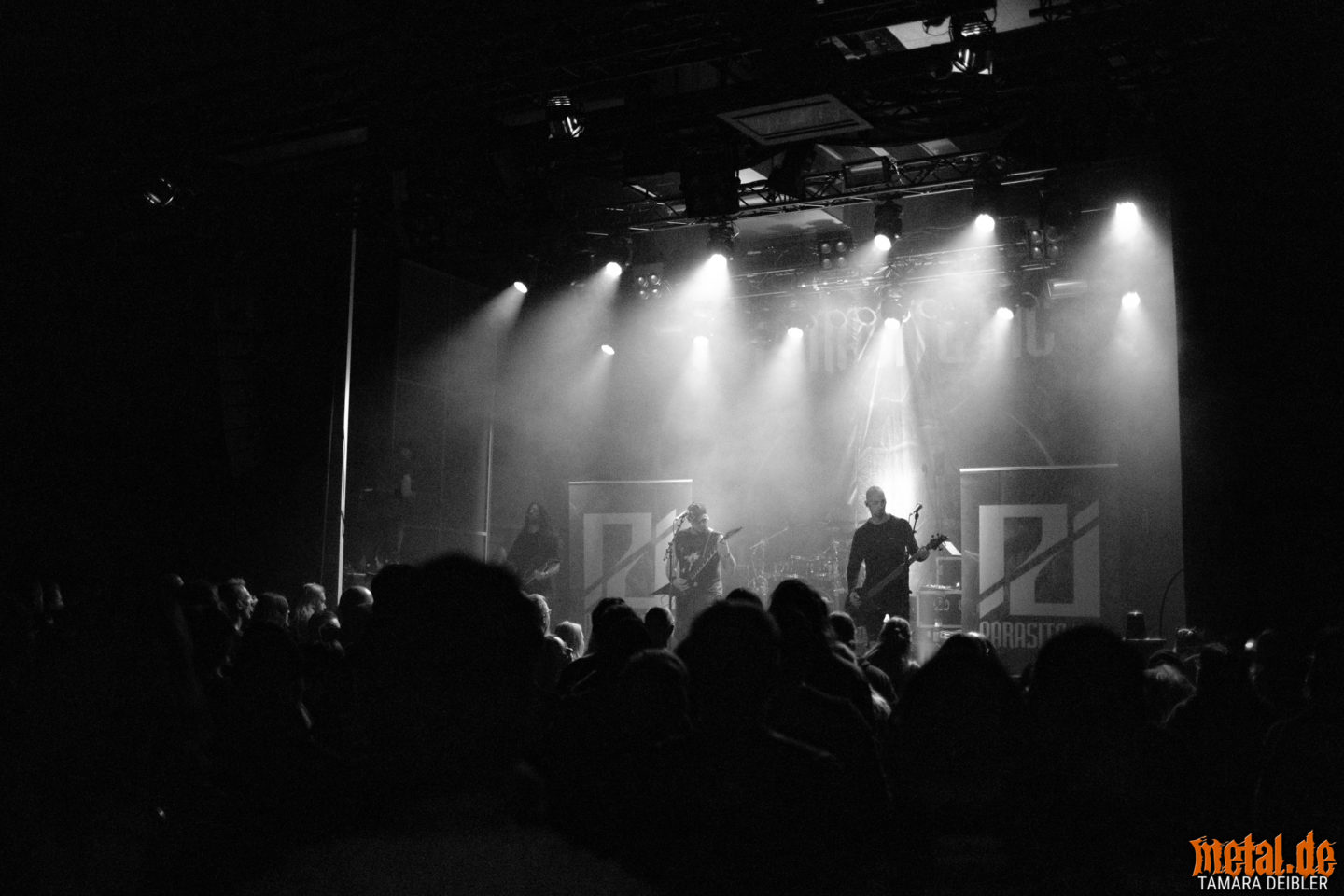 Parasite Inc. – Cyan Night Dreams Review • metal.de