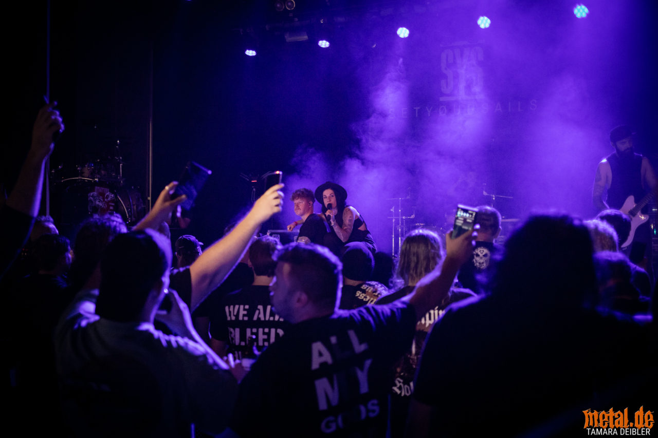 Setyøursails - Nightfall • die Metalcore-Review auf metal.de