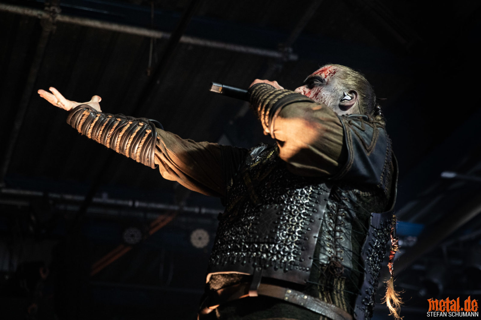 Varg halten "Ewige Wacht" und veröffentlichen erste Single • metal.de