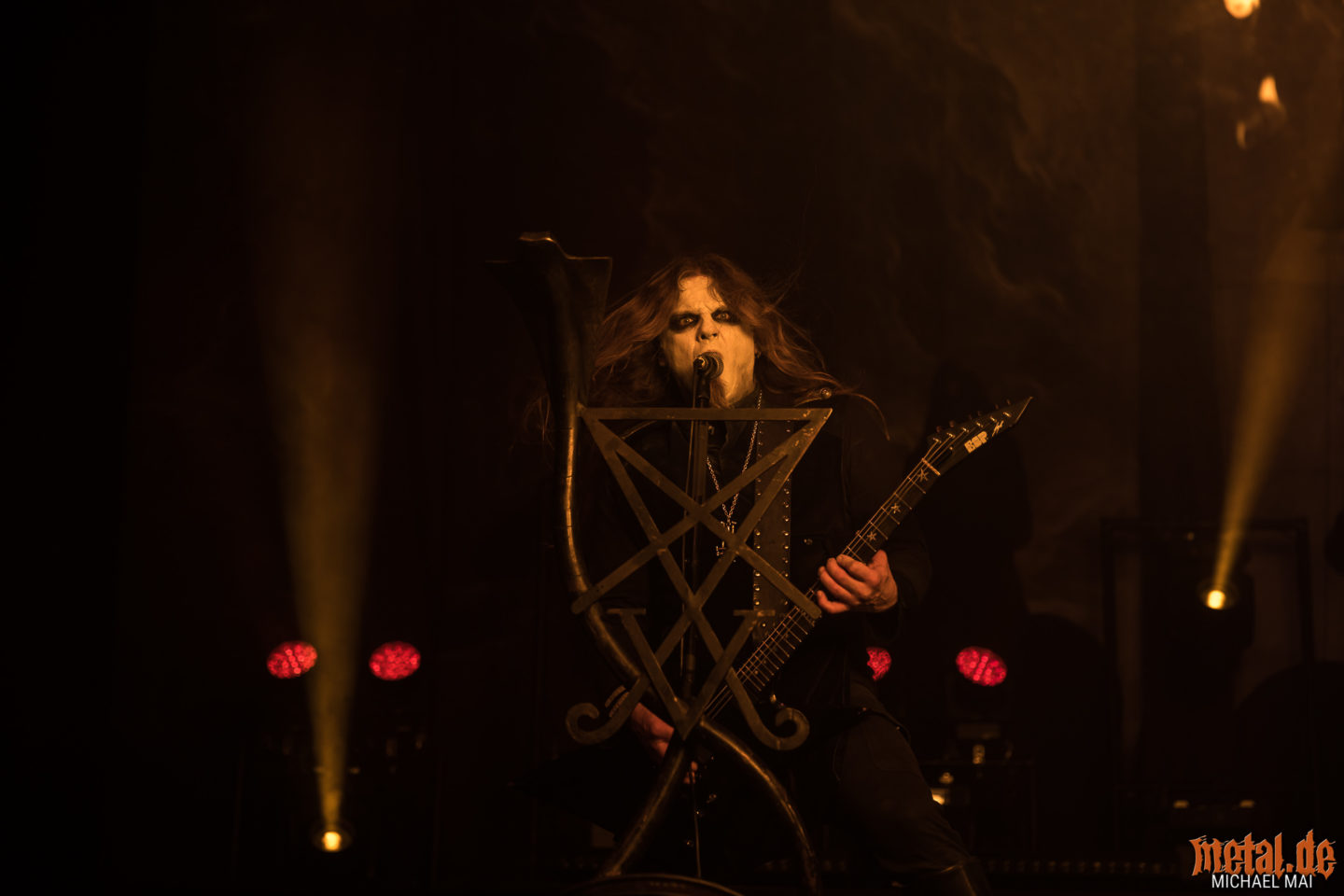 Behemoth - neue Single und Video "Off to War!" veröffentlicht • metal.de