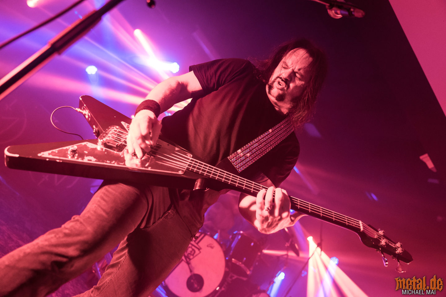 Night Demon - Jarvis Leatherby im Interview zu "Outsider" • metal.de