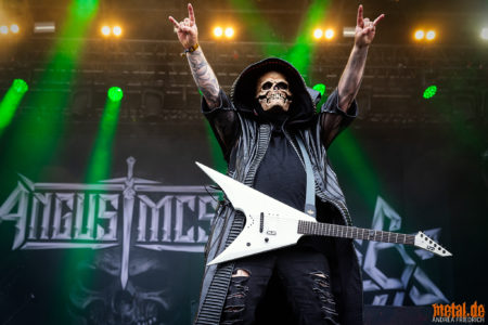 Zweite Single von "Angus McSix and the Sword of Power" veröffentlicht ...