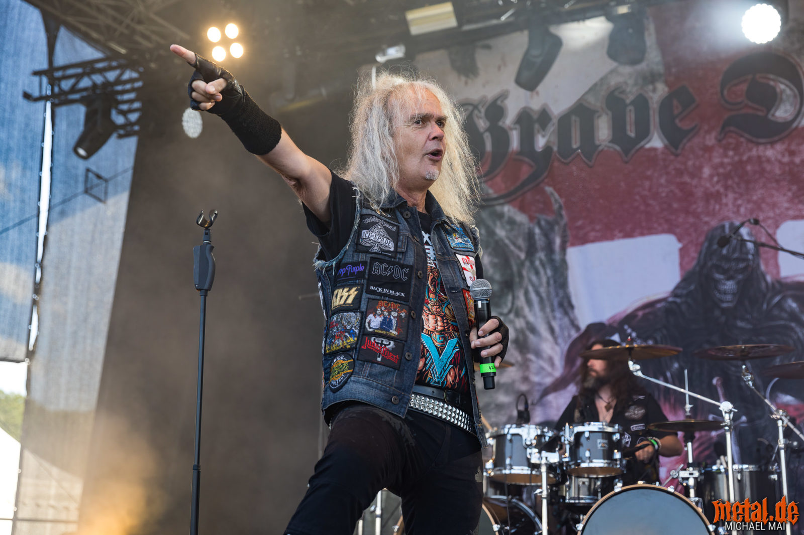 Grave Digger: Gitarrist Manni Schmidt Hat Die Band Verlassen – BZHV